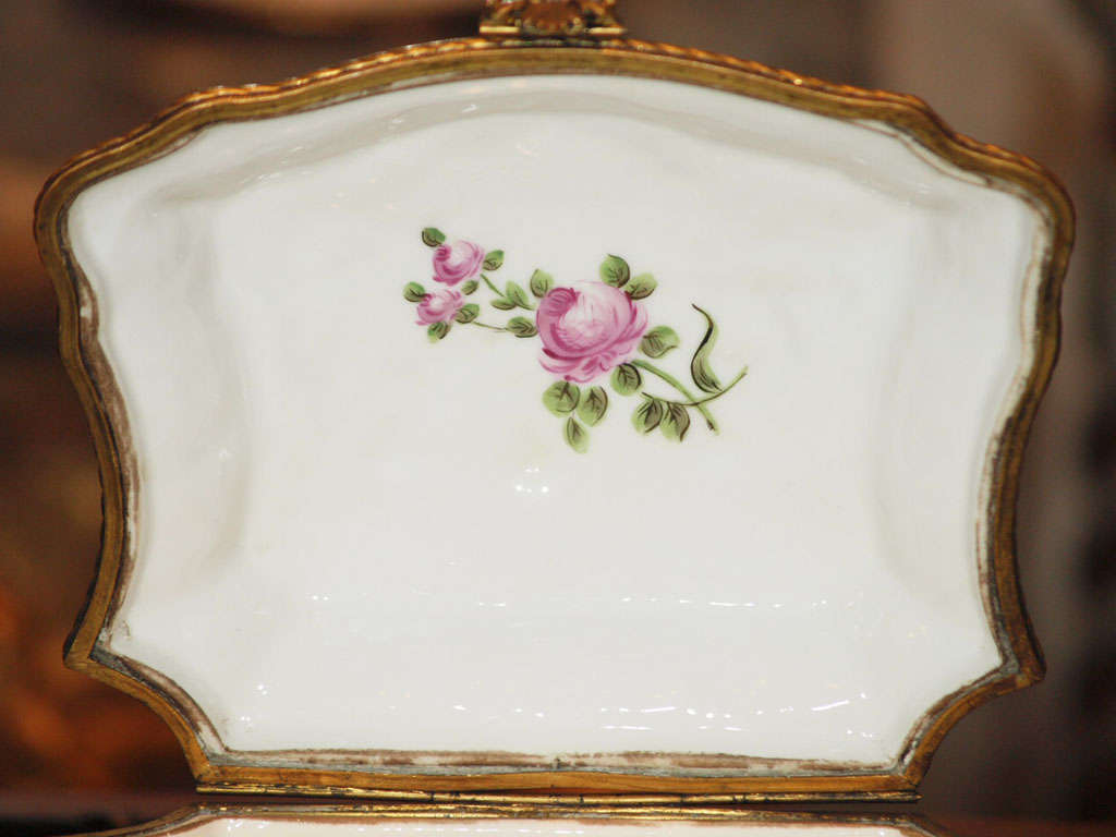 Antique Capodimonte Porcelain Box For Sale at 1stDibs