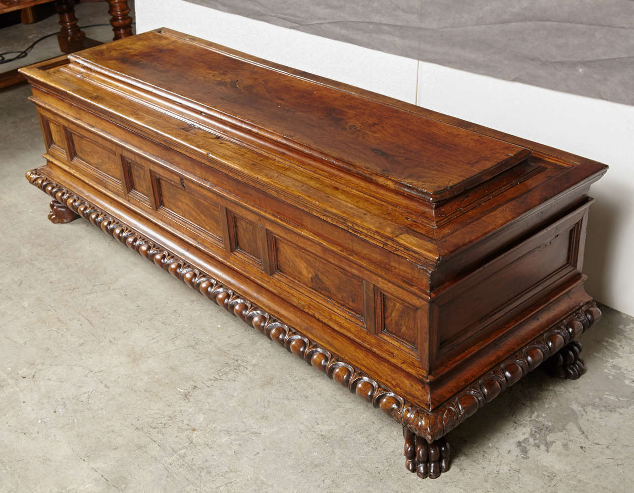 Antique Italian Walnut Wood Cassone from the 1600s at 1stDibs | antique ...