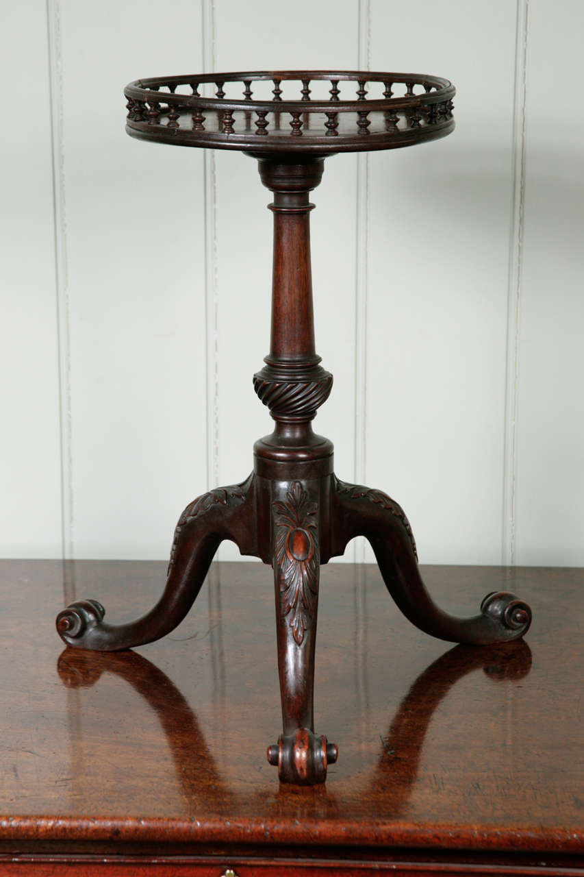 A Late George II Mahogany Kettle Stand at 1stDibs