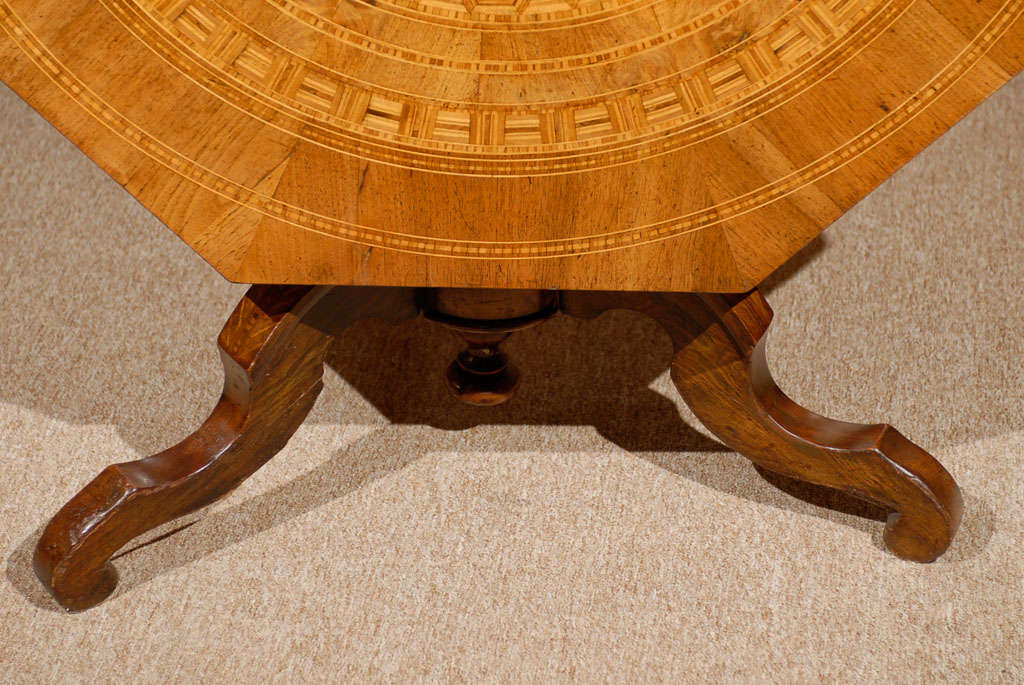 19th Century Octagonal Italian Sorrento Table For Sale at 1stDibs