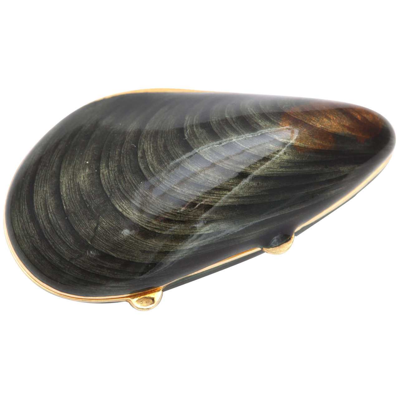 18k Gold Hand Painted Mussel Pill Box at 1stDibs