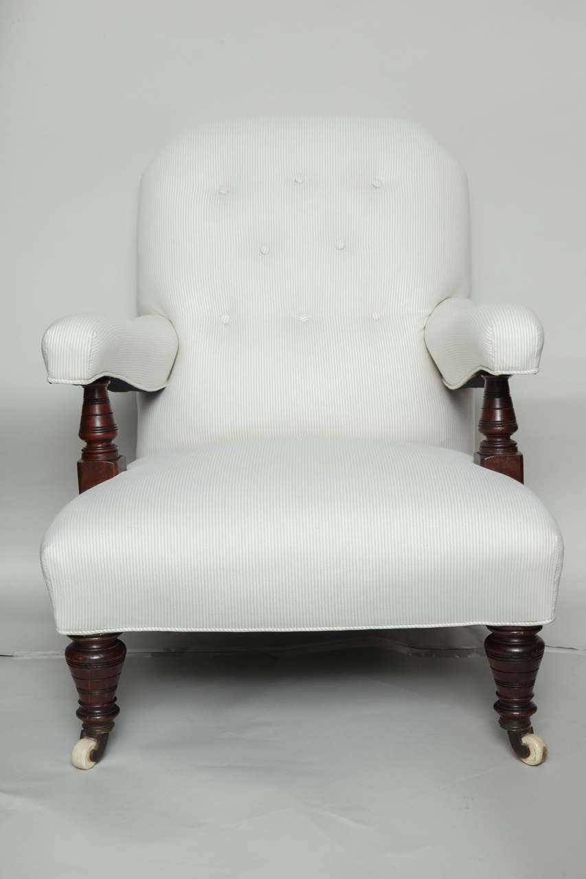English Edwardian Open-Arm Club Chair at 1stDibs