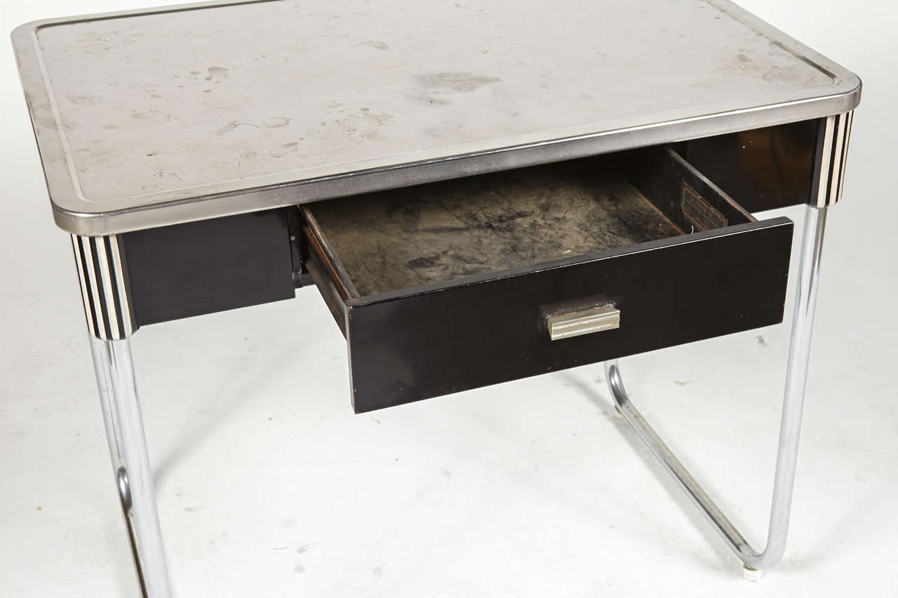 Iconic Art Deco or Machine Age Smartline Kitchen Table by Raymond ...