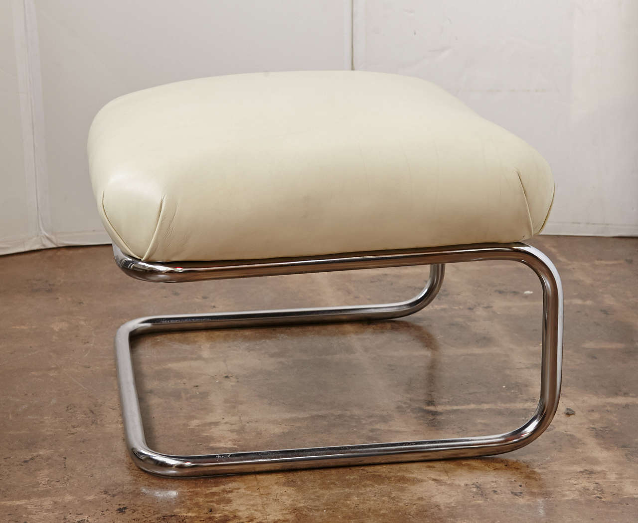 Royalchrome / Howell Art Deco Tubular Lounge Chair and Ottoman at ...