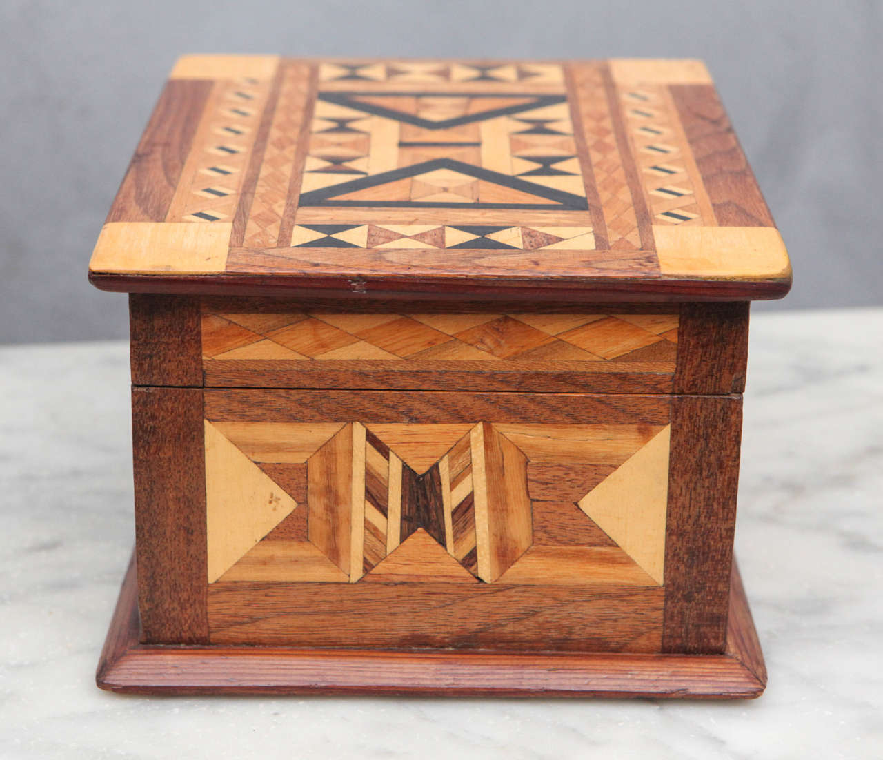 Folk Art Parquetry Box For Sale at 1stDibs | folk art box, art boxes ...