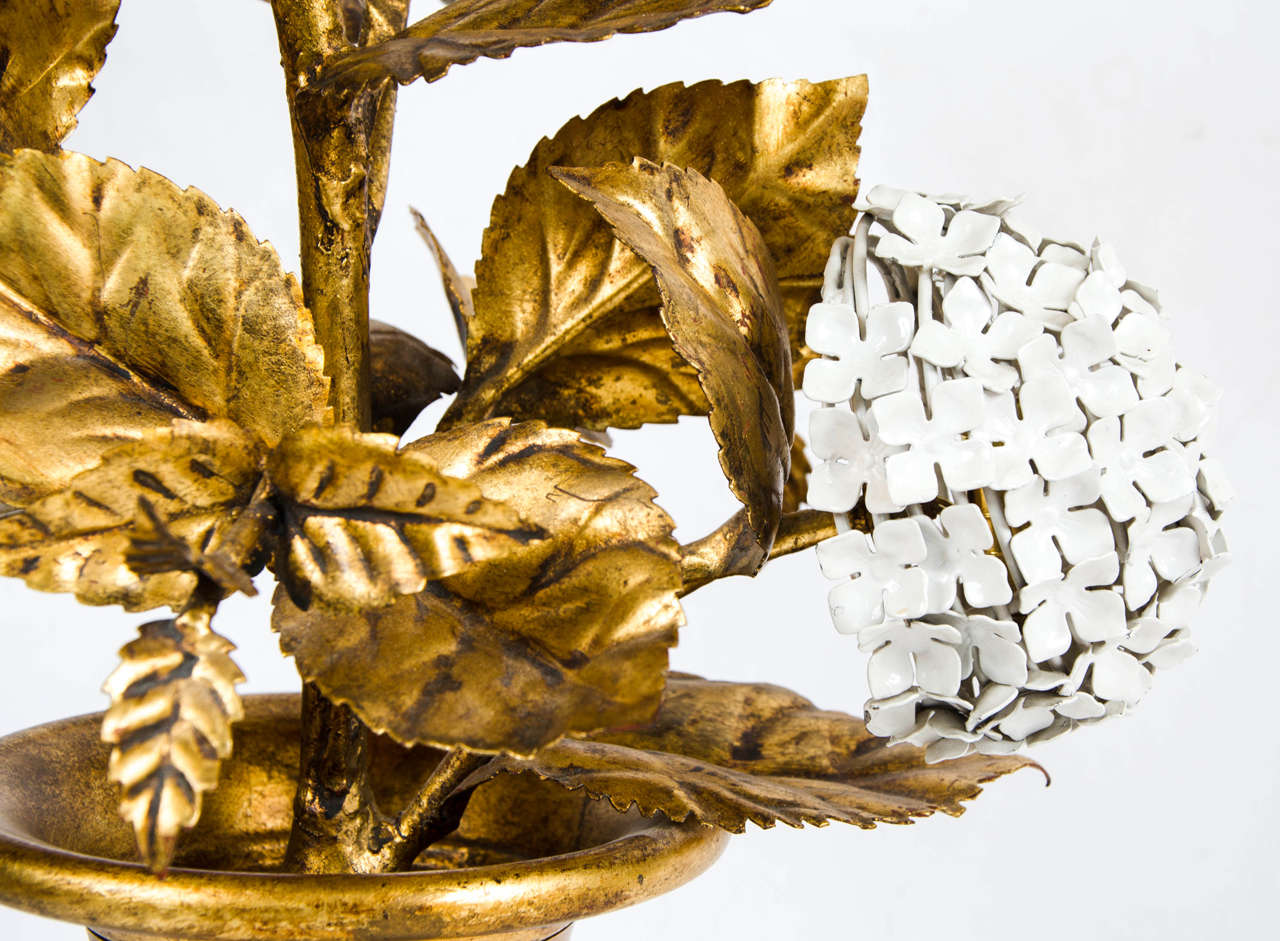 Rare 1950s US Hydrangea Table Lamp at 1stDibs | vintage hydrangea lamp ...