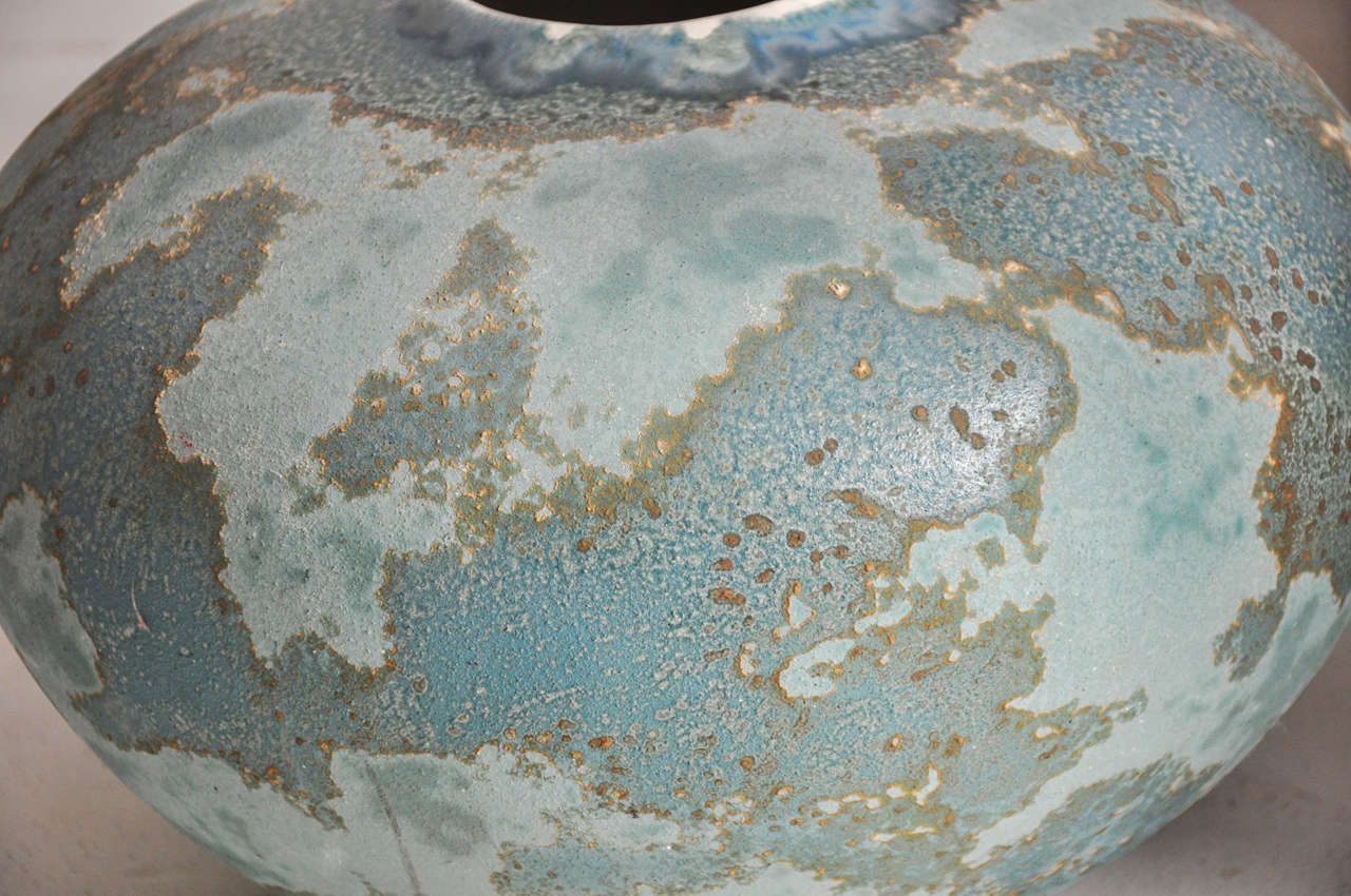 Robin Pottery Vase, 20th Century at 1stDibs