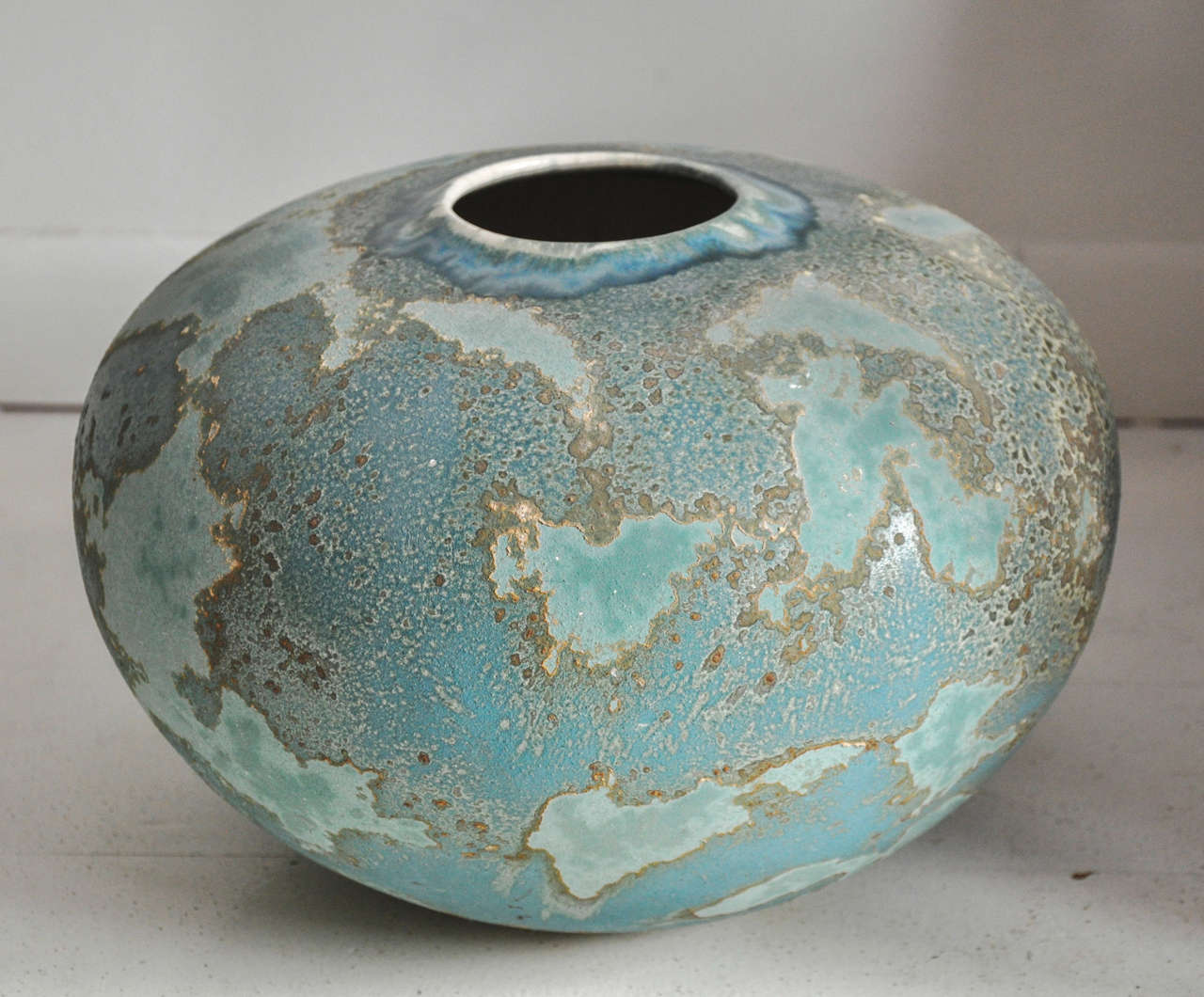 Robin Pottery Vase, 20th Century at 1stDibs