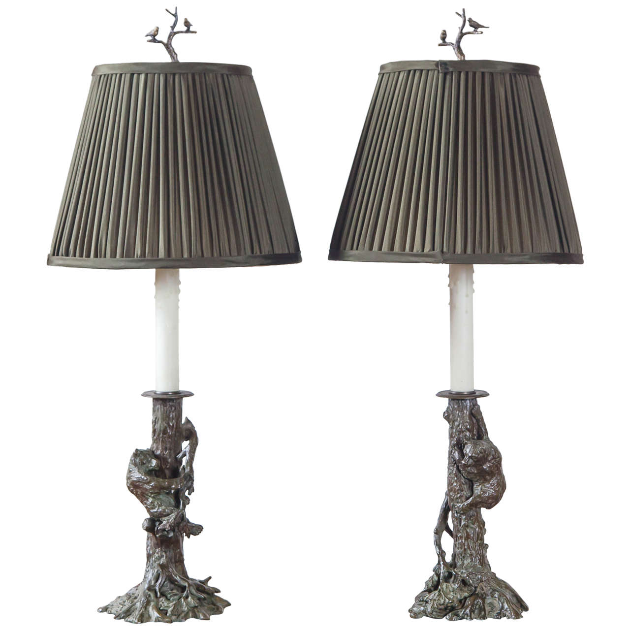 Charming Pair of Bronze Lamps For Sale at 1stdibs