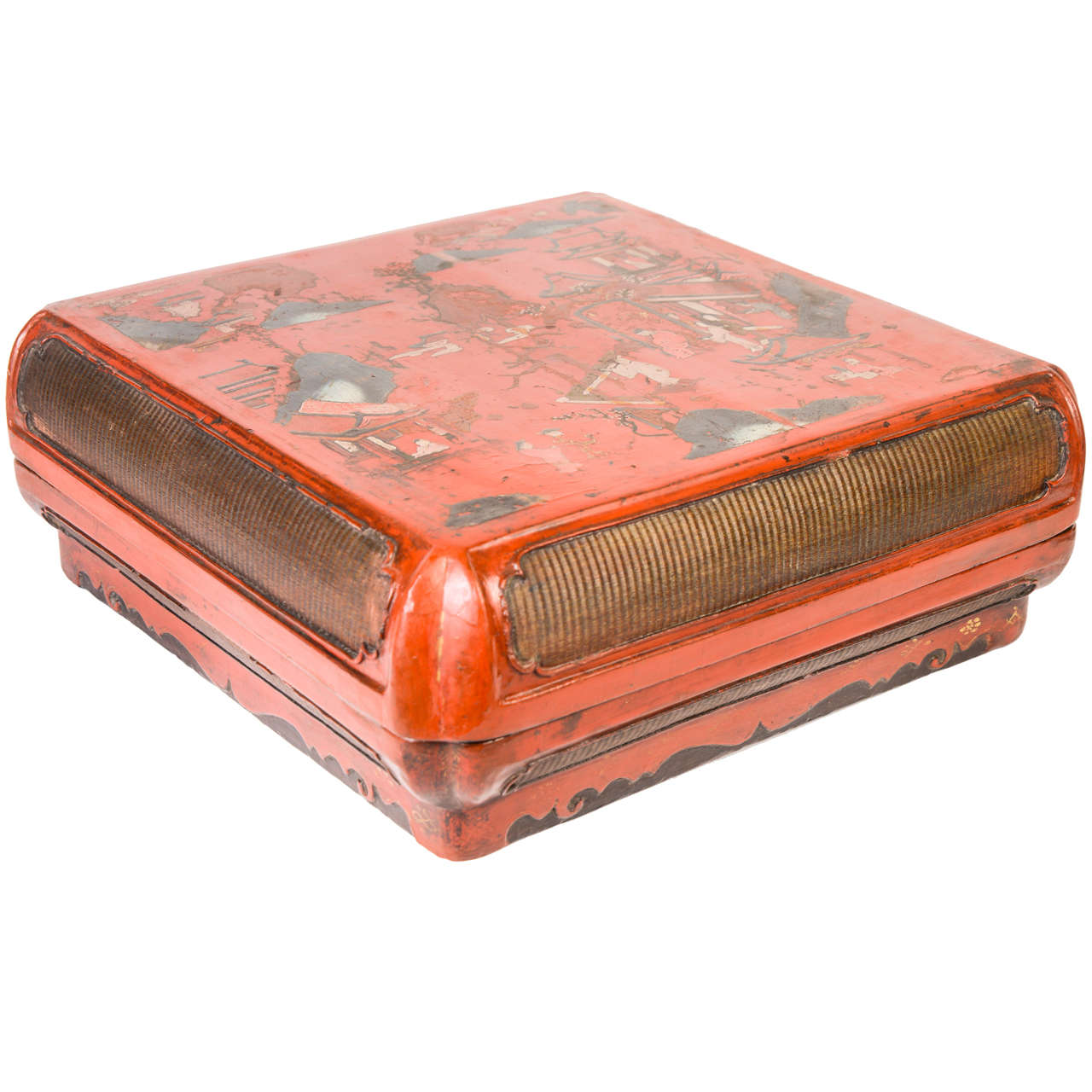 19th Chinese Red Lacquered Box at 1stDibs