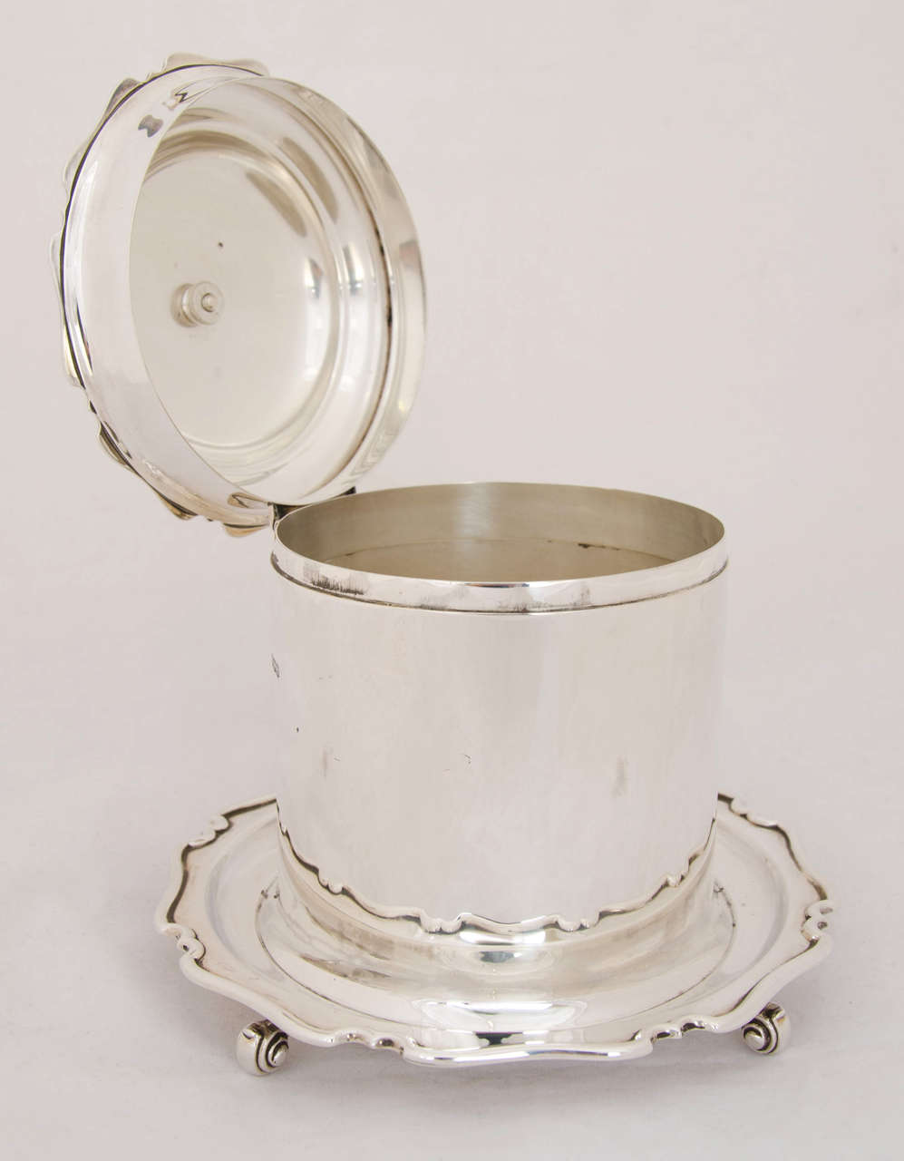 Sterling Silver Biscuit Box For Sale at 1stDibs | silver biscuit.com ...
