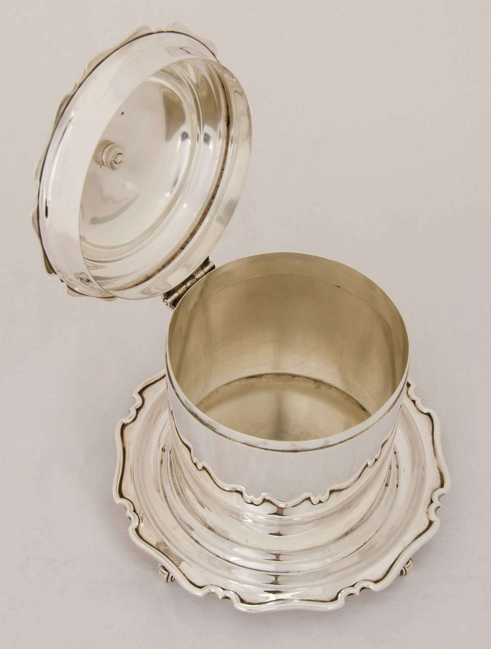 Sterling Silver Biscuit Box For Sale at 1stDibs | silver biscuit.com ...