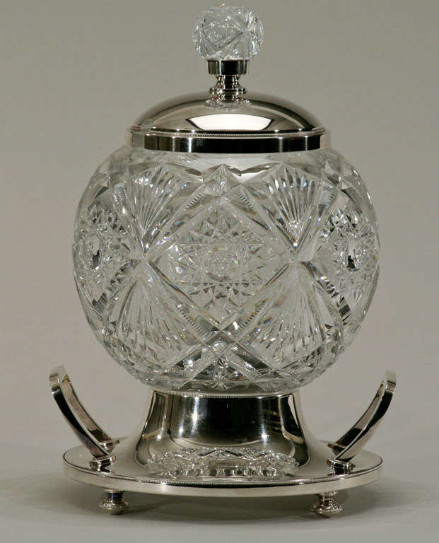 WMF Globe-Shaped Cut Crystal Punchbowl On Stand For Sale at 1stDibs ...