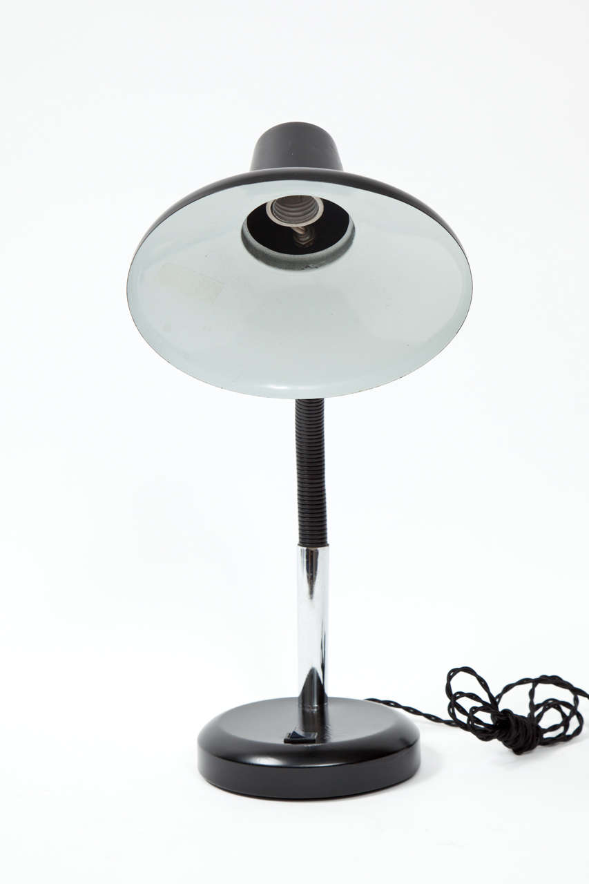 Clean-Lined Black Gooseneck Desk Lamp For Sale at 1stDibs