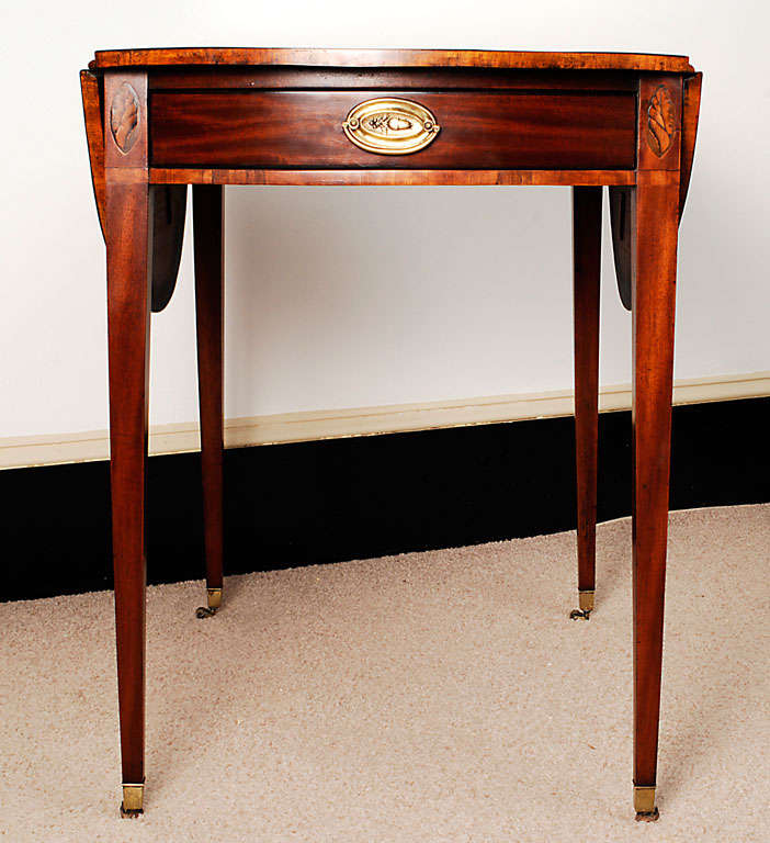 George III Hepplewhite Pembroke Table at 1stDibs