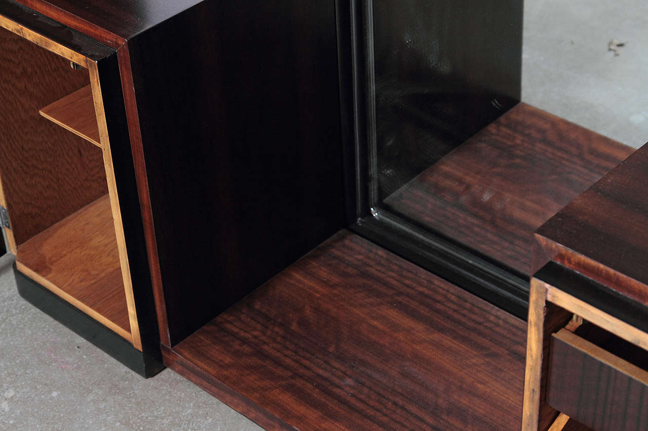 Original Donald Deskey Art Deco Dressing Valet For Sale at 1stDibs ...