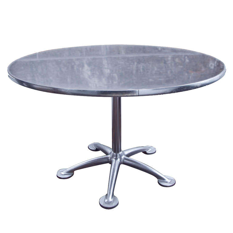 Knoll Pensi Bistro Round Table For Sale at 1stDibs
