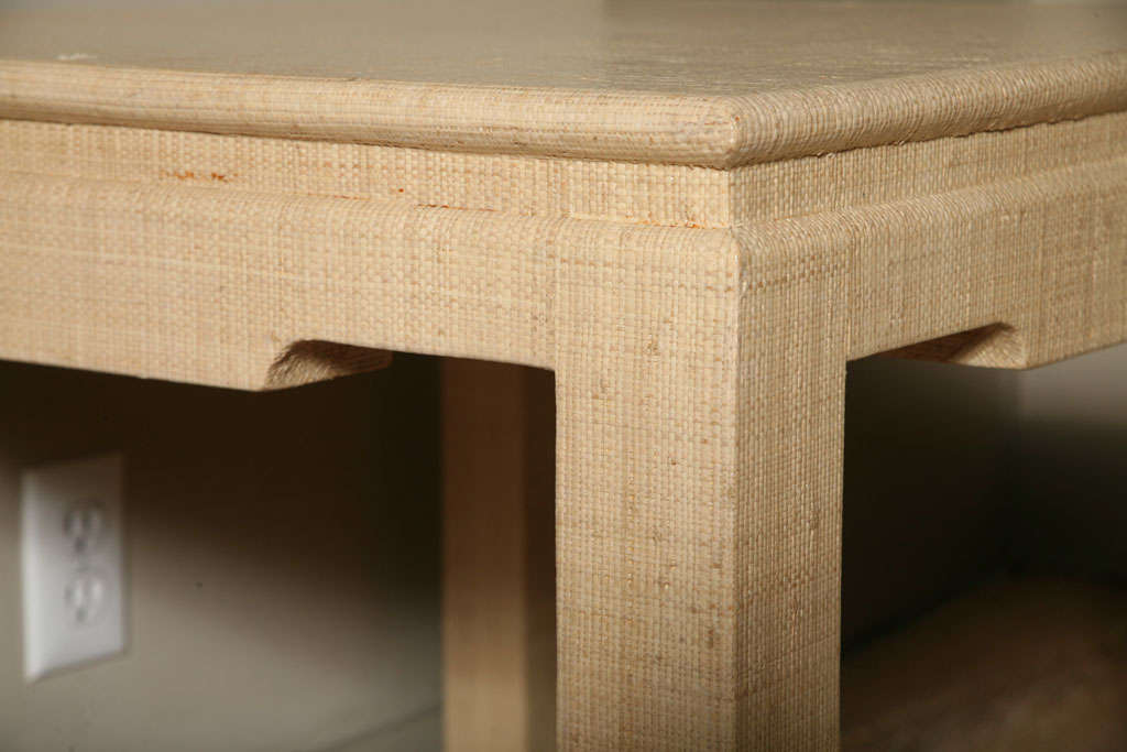 Lacquered Raffia Asian Inspired Side Table For Sale at 1stDibs