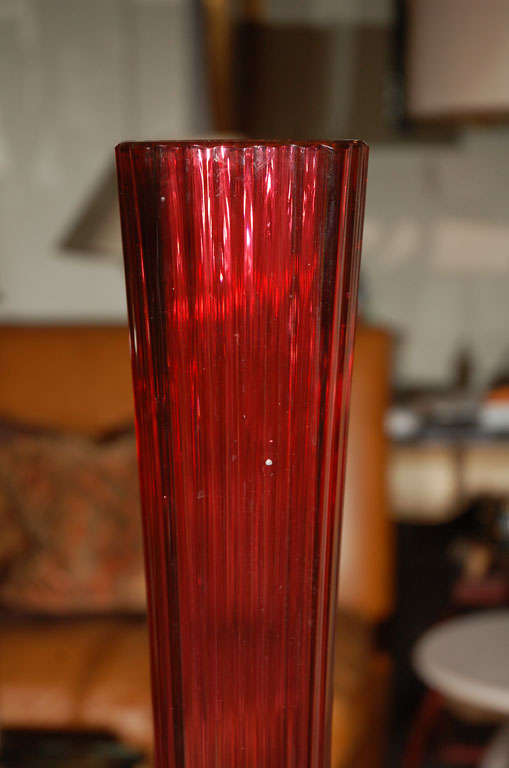 C. 1900 Edwardian Reeded "rubina" Glass Vase at 1stDibs