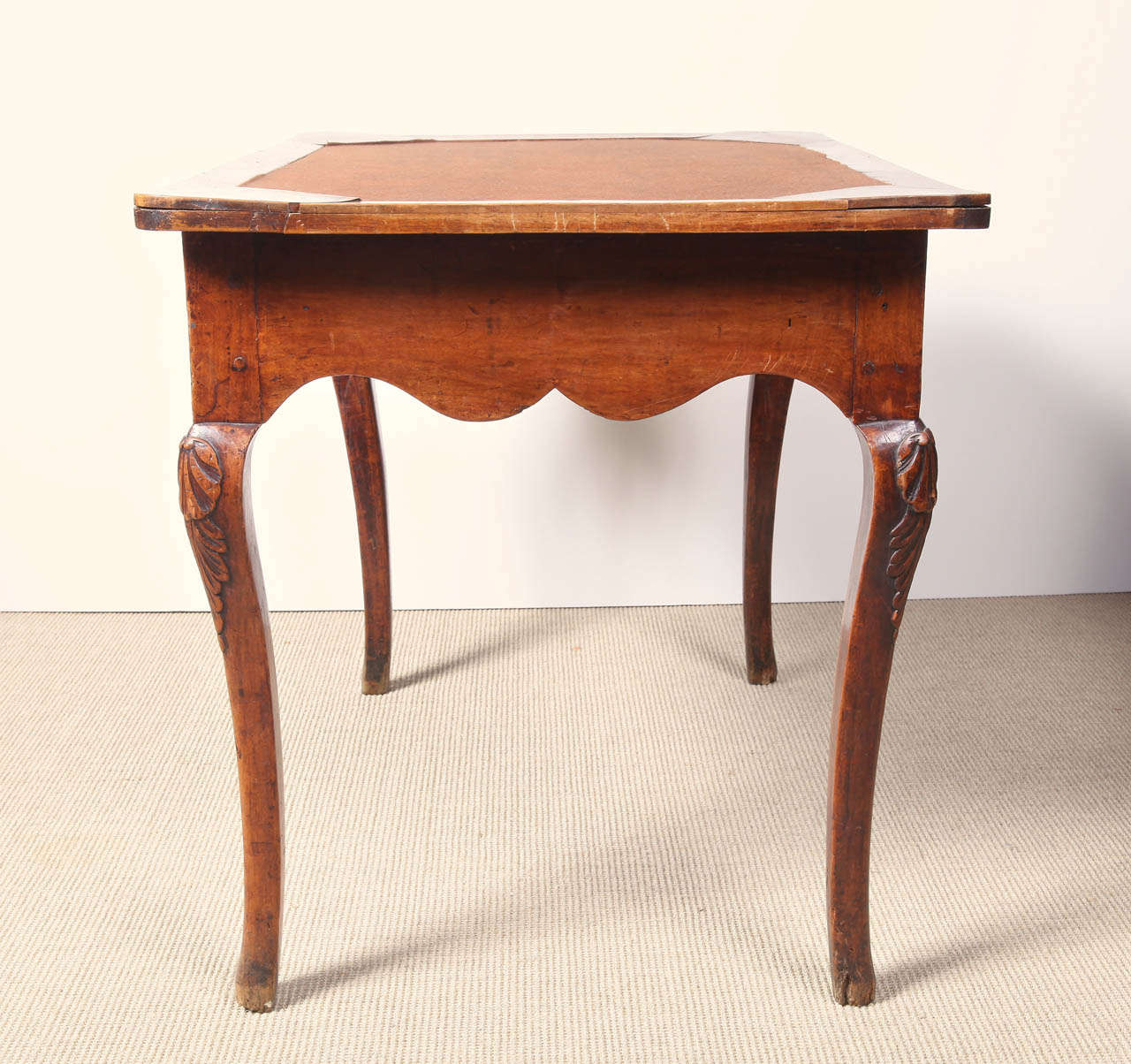 Louis XV Period Table For Sale at 1stDibs