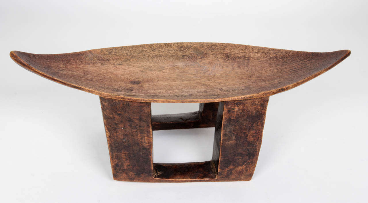 Somalia African Tribal Wood Headrest Early to mid 20th Century For Sale ...