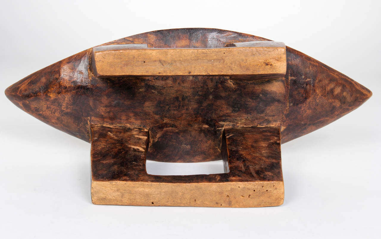 Somalia African Tribal Wood Headrest Early to mid 20th Century For Sale ...