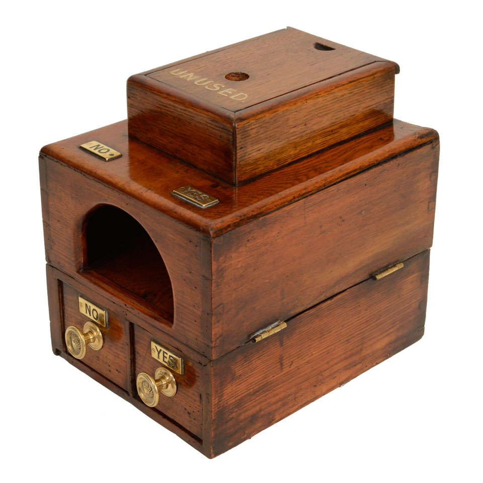 Victorian English Oak Ballot Box, Late 19th Century For Sale at 1stDibs