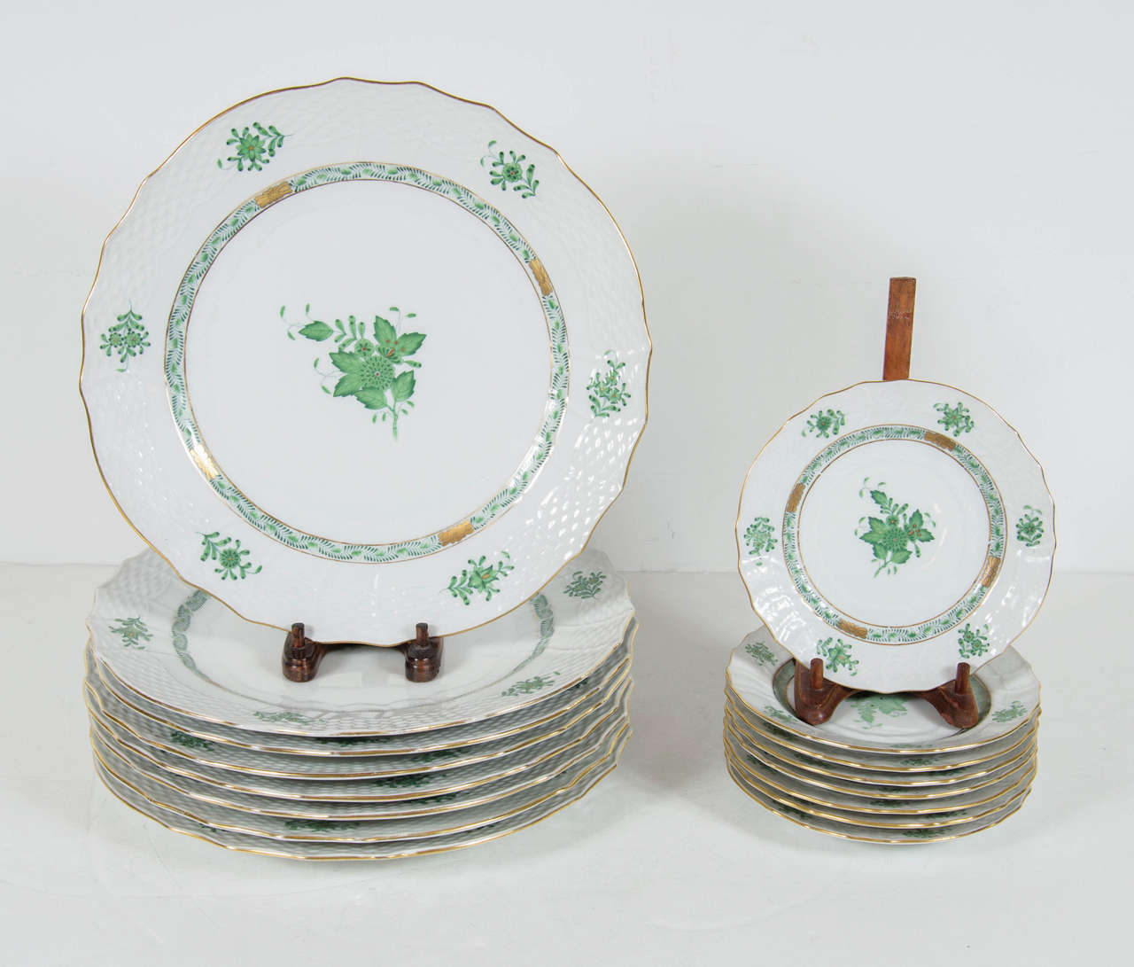 Exquisite Set of 8 Dinner and Horderves Plates by Herend at 1stDibs