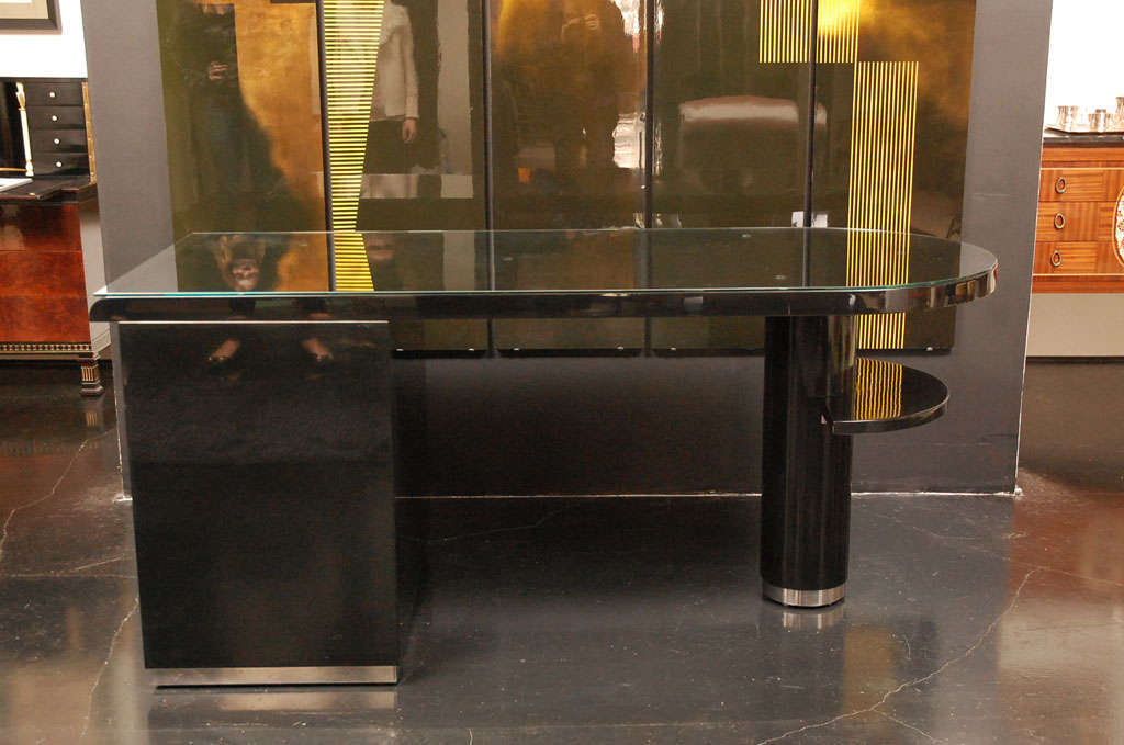 Black Lacquer Desk For Sale at 1stDibs