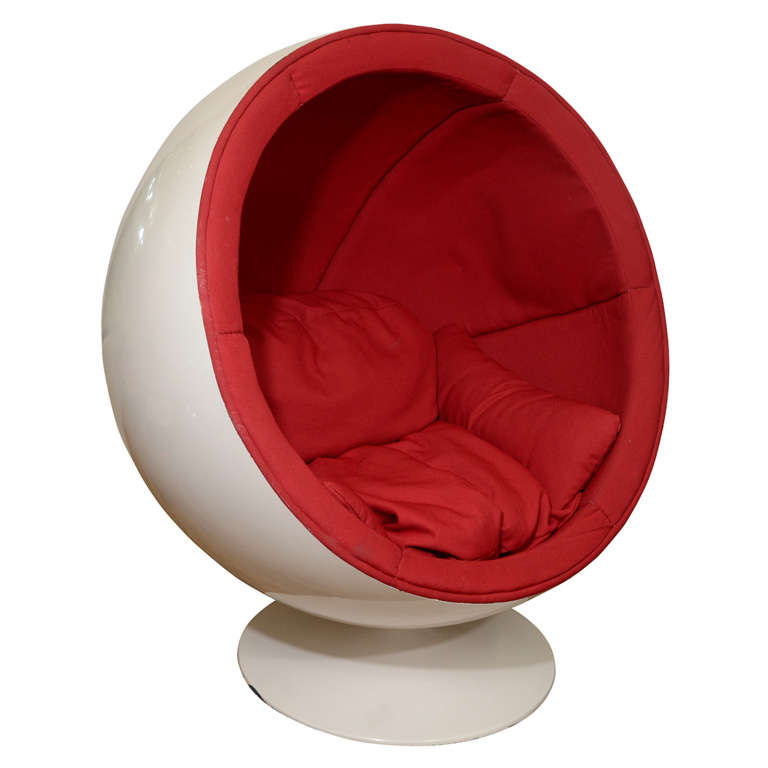 Mid Century Red and White "Ball" Chair by Eero Aarnio at 1stDibs