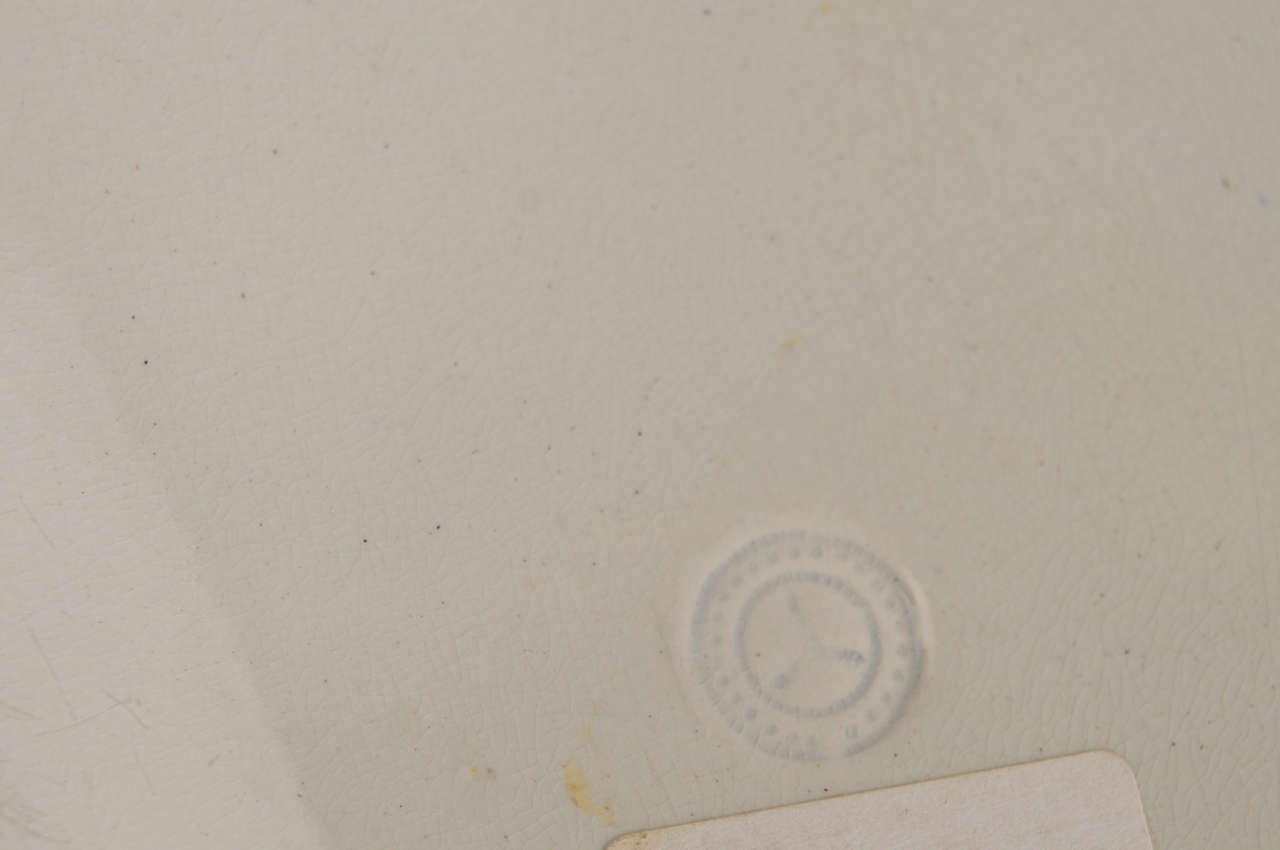 Set of 6 Leeds Creamware Shell Edge Graduated Platters at 1stDibs