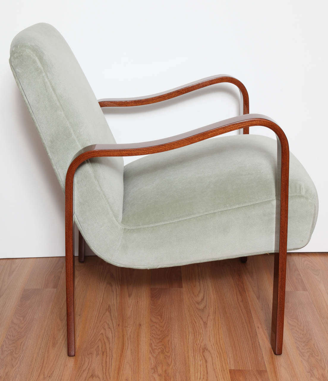 Pair of Streamline Lounge Chairs and Sofa by Thonet For Sale at 1stDibs ...