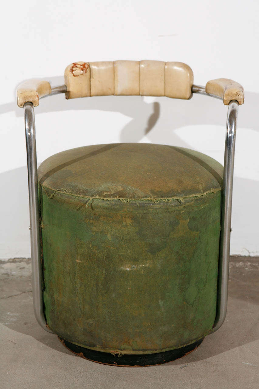 Chair in the style of Gilbert Rohde at 1stDibs