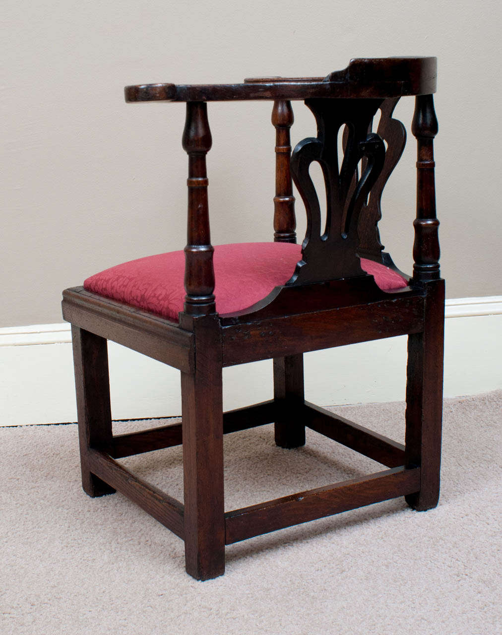 Early Georgian Country Corner Chair at 1stDibs