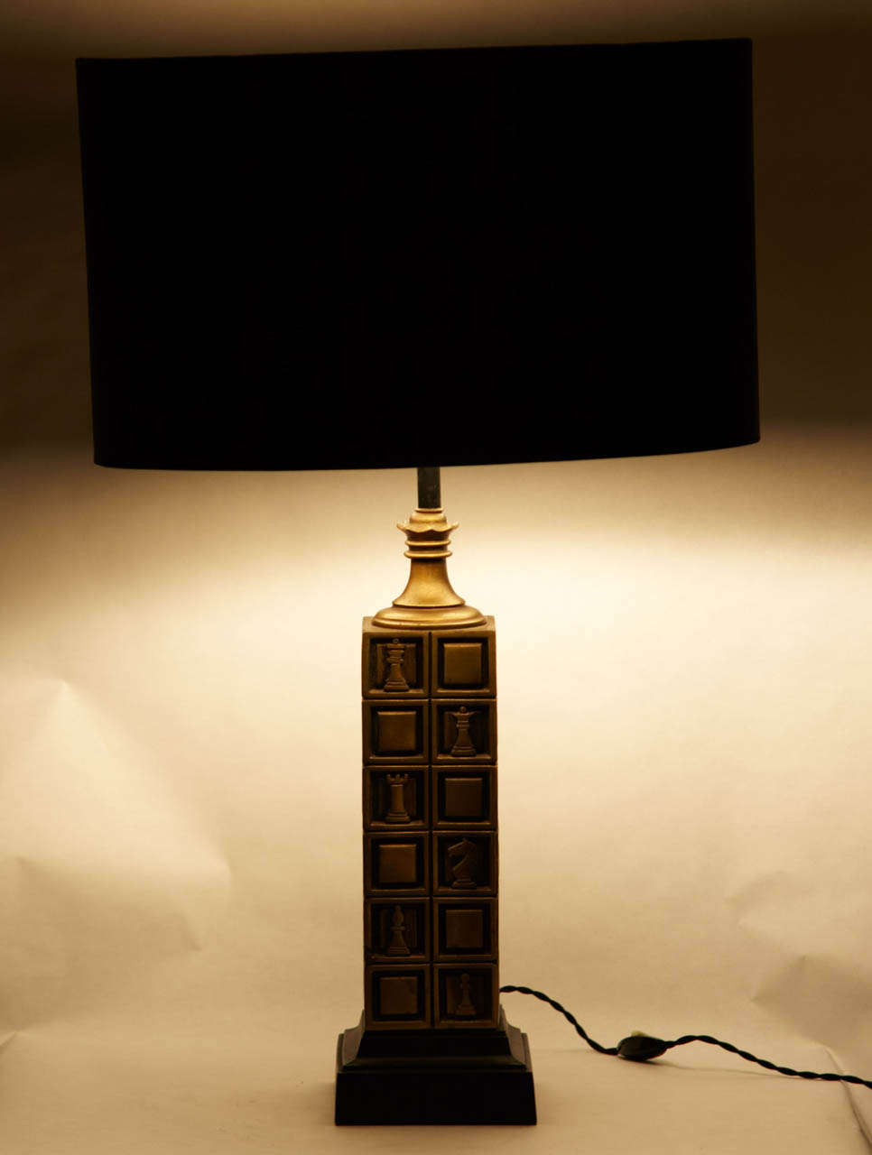 Pair of Chest Lamps For Sale at 1stDibs