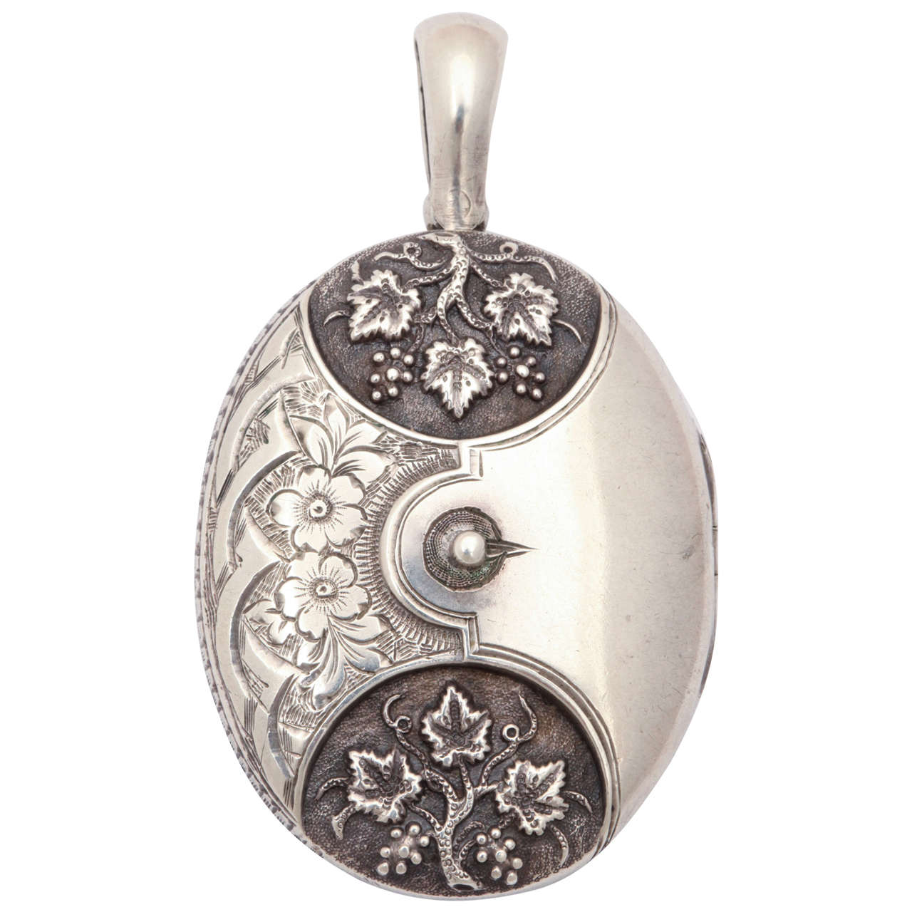 Sterling Silver Victorian Locket to Button Up Your Memories at 1stDibs ...