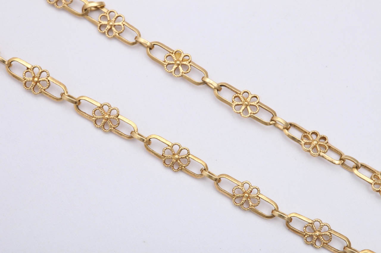1950's Gold Open Link Delicate Floral Chain Necklace at 1stDibs