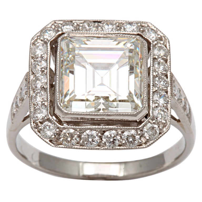 Ascher Cut Diamond Engagement Ring For Sale at 1stDibs