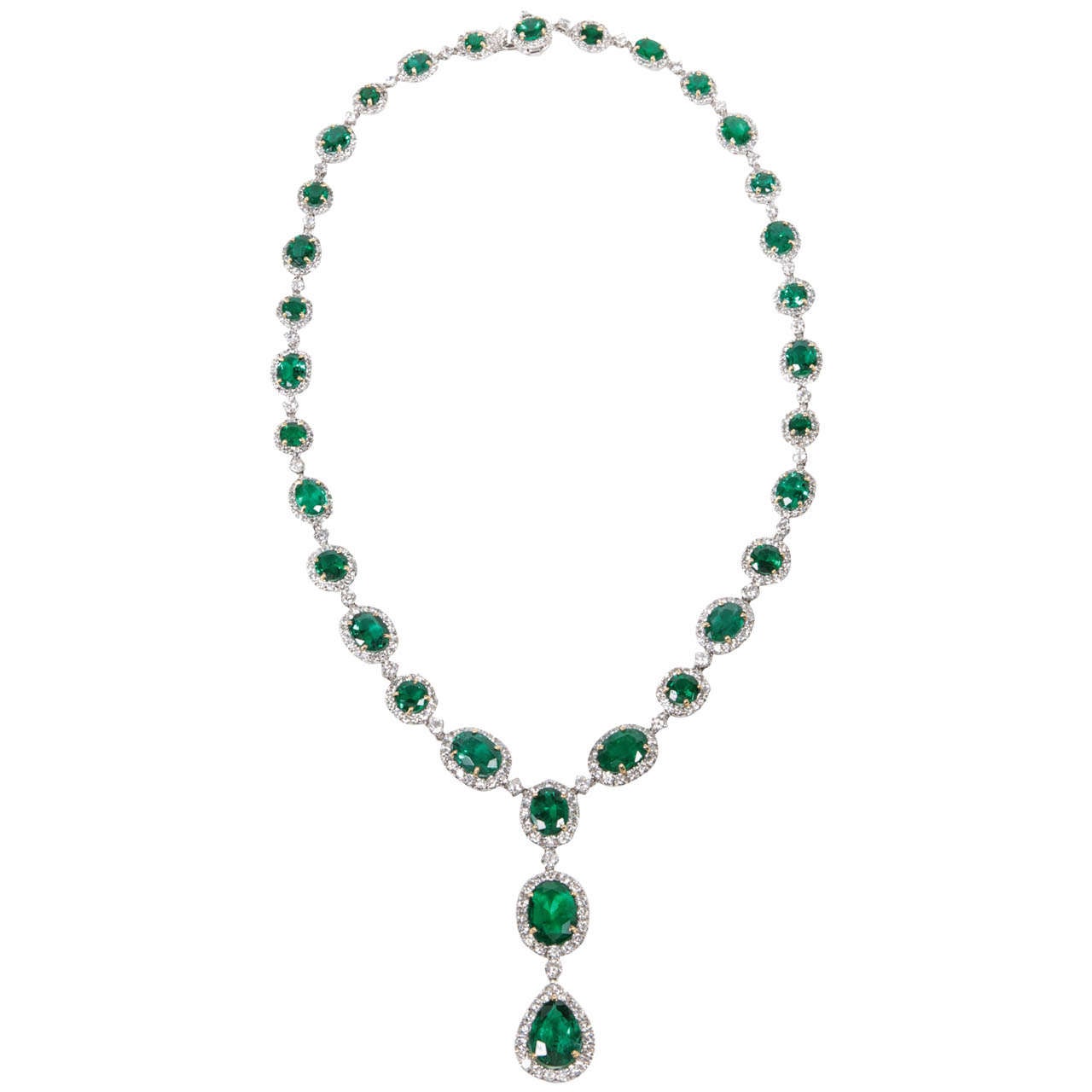 Emerald Diamond Gold Drop Necklace For Sale at 1stDibs
