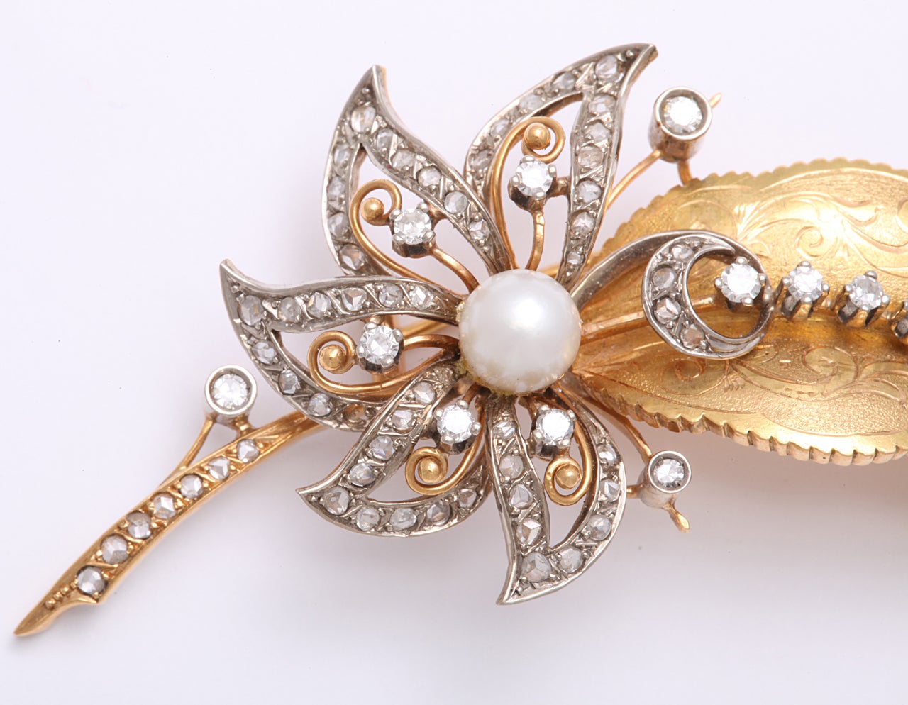 Diamond And Pearl Gold pin For Sale at 1stDibs