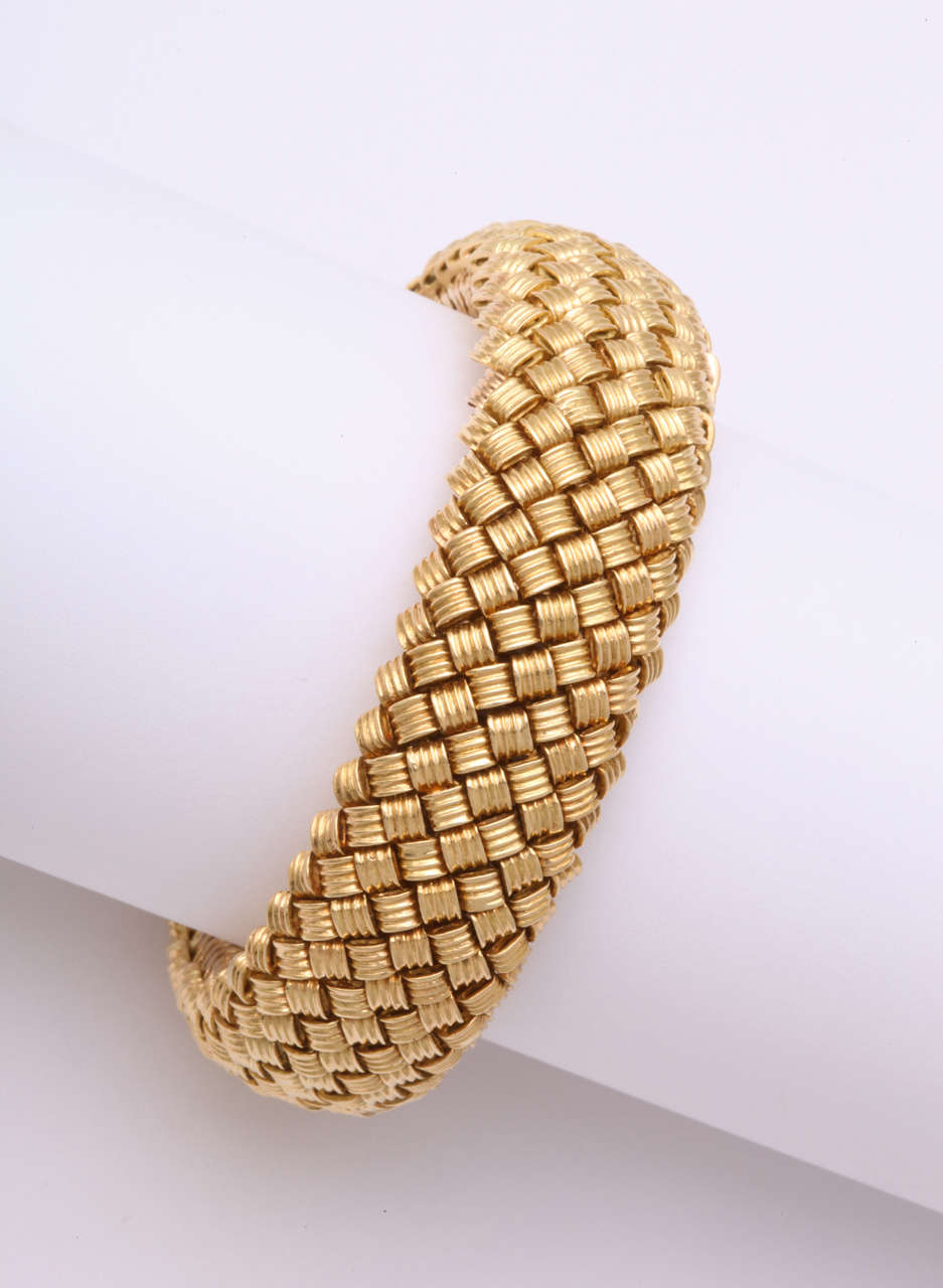 Flexible Gold Bracelet at 1stDibs | flexible gold bangle
