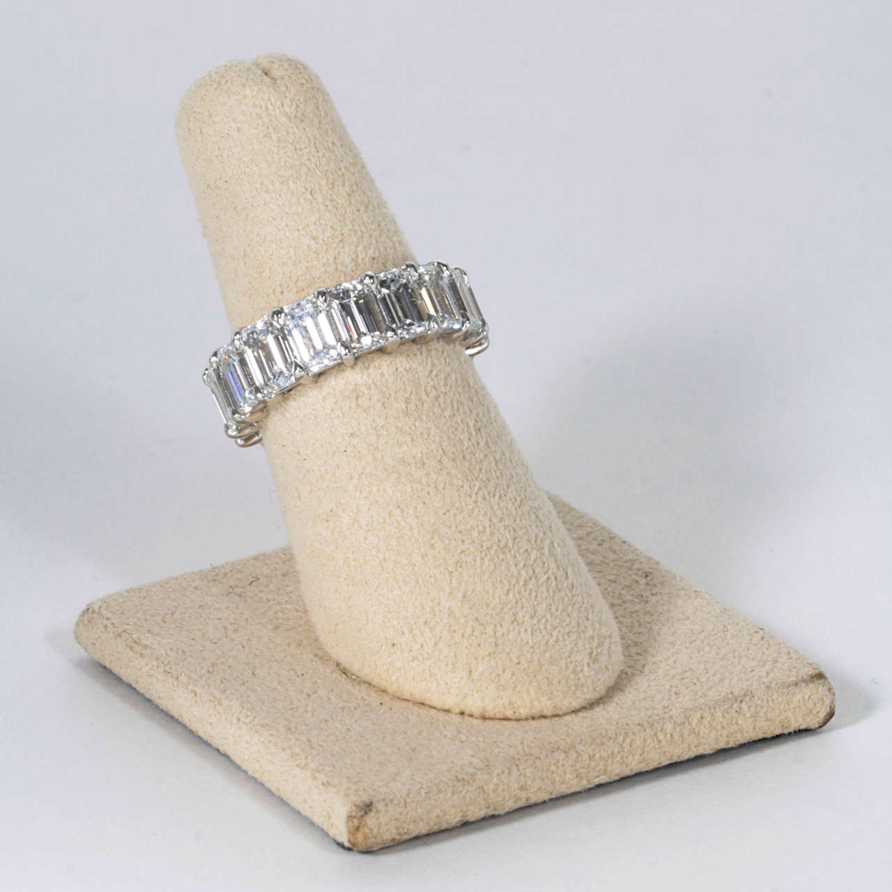 10 Carat Emerald Cut Eternity Band Set in Platinum For Sale at 1stDibs ...