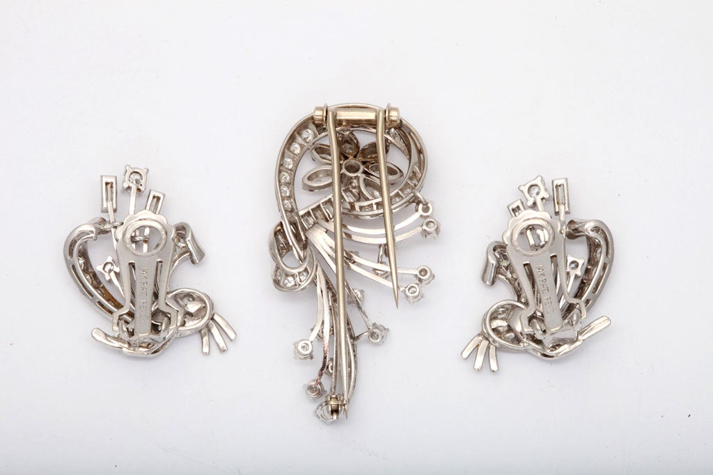 Retro White Gold Earring and Pin Suite For Sale at 1stDibs | suite pin