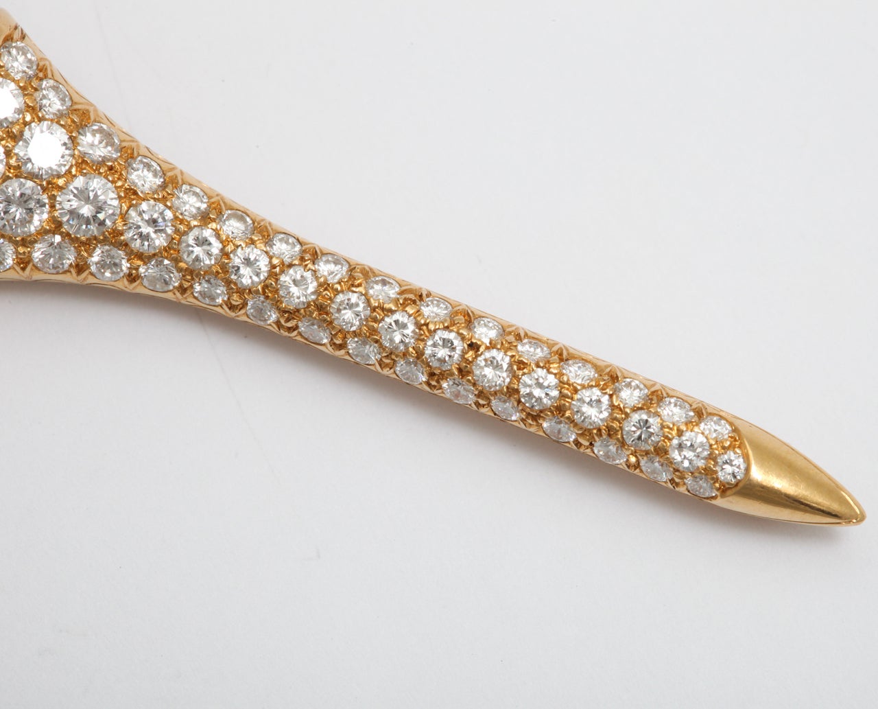 Oscar Heyman Diamond Gold Golf Tee Pin at 1stDibs