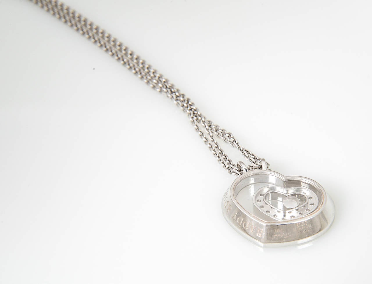 CHOPARD "Happy Spirit" Floating Diamond White Gold Heart Pendant ...