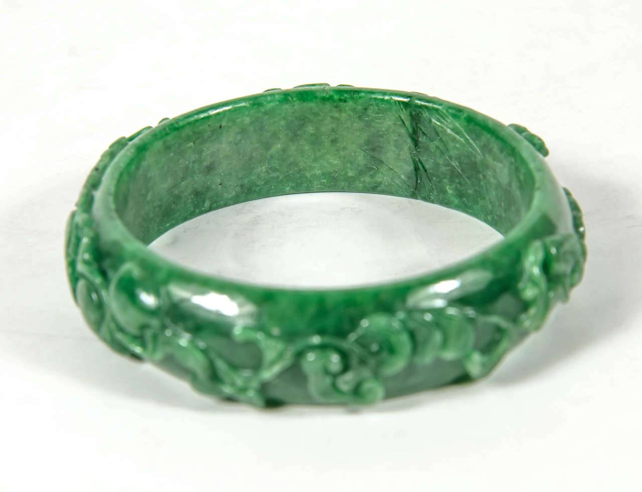 Exquisite Hand Carved Chinese Stylized Floral Scroll Design Stone ...