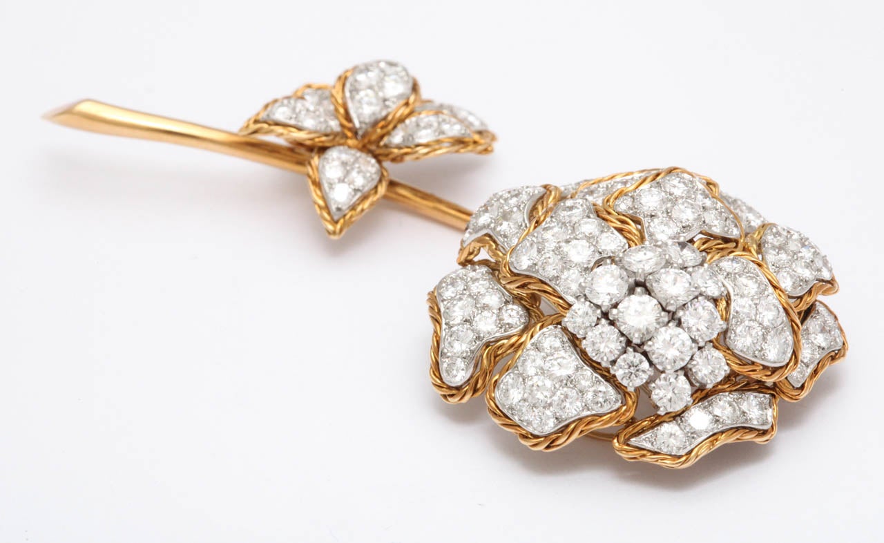 Van Cleef and Arpels VCA Diamond Gold Flower Pin Brooch at 1stDibs