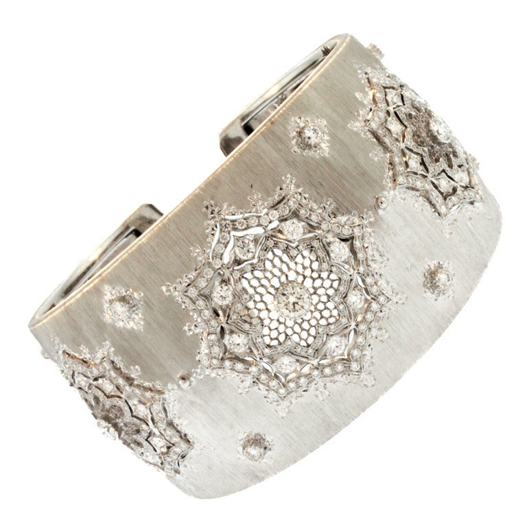Buccellati Diamond Cuff Bracelet at 1stDibs
