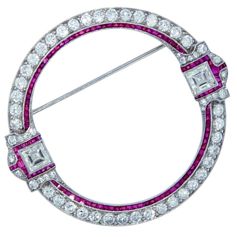 Diamond and Ruby Art Deco Circle Pin For Sale at 1stDibs