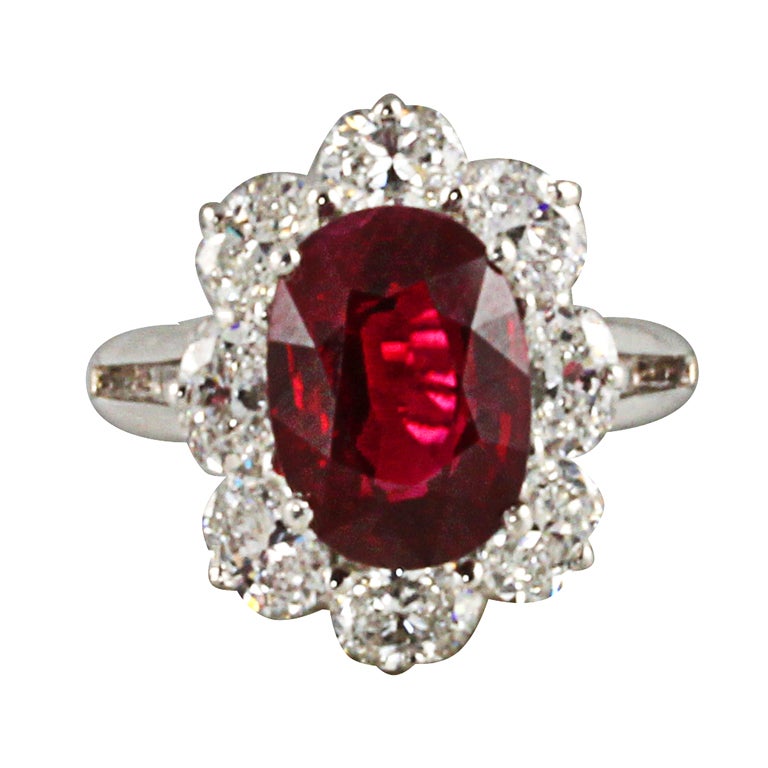 OSCAR HEYMAN Magnificent Burmese Ruby Diamond Ring at 1stDibs